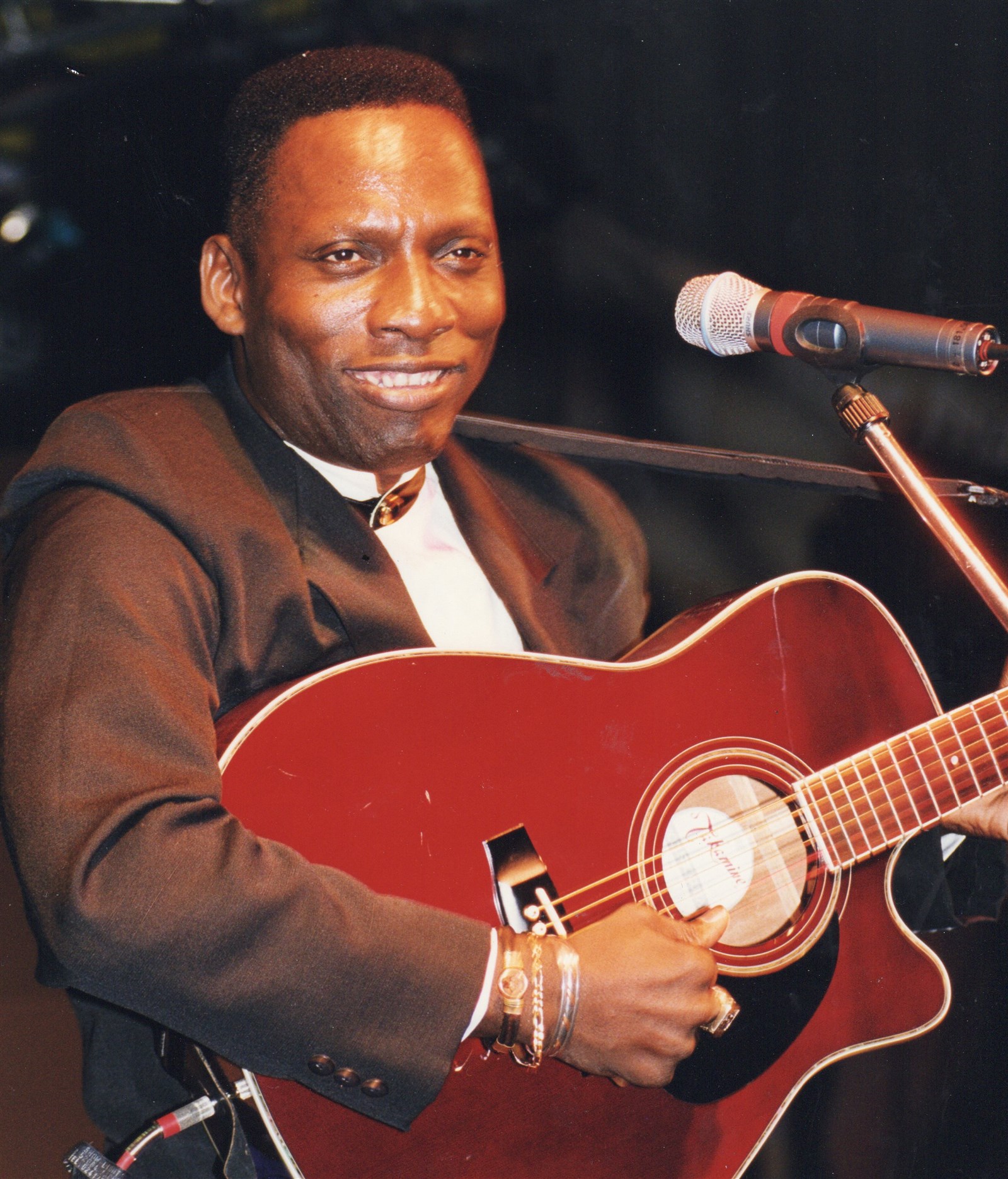 LEVI JOHN | Songtradr Profile